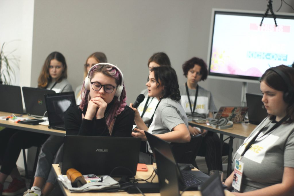 Impact Hub Liepāja aicina jaunietes pieteikties “The Break” atbalsta ...