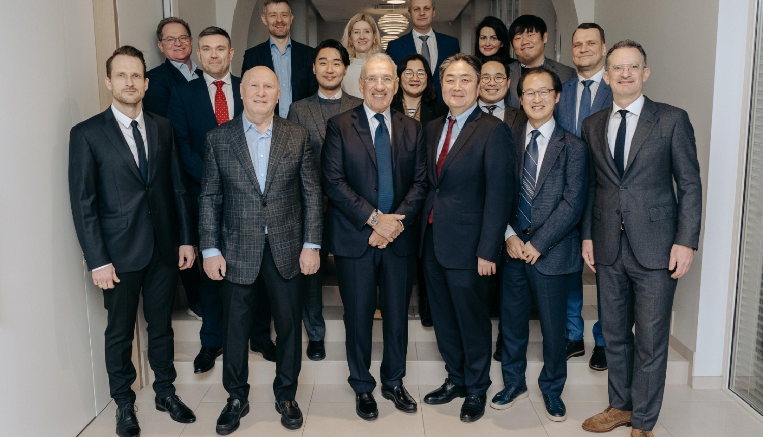 Latvijas uzņēmums “Forta Pro” paraksta investīciju līgumu ar “SAMSUNG ...
